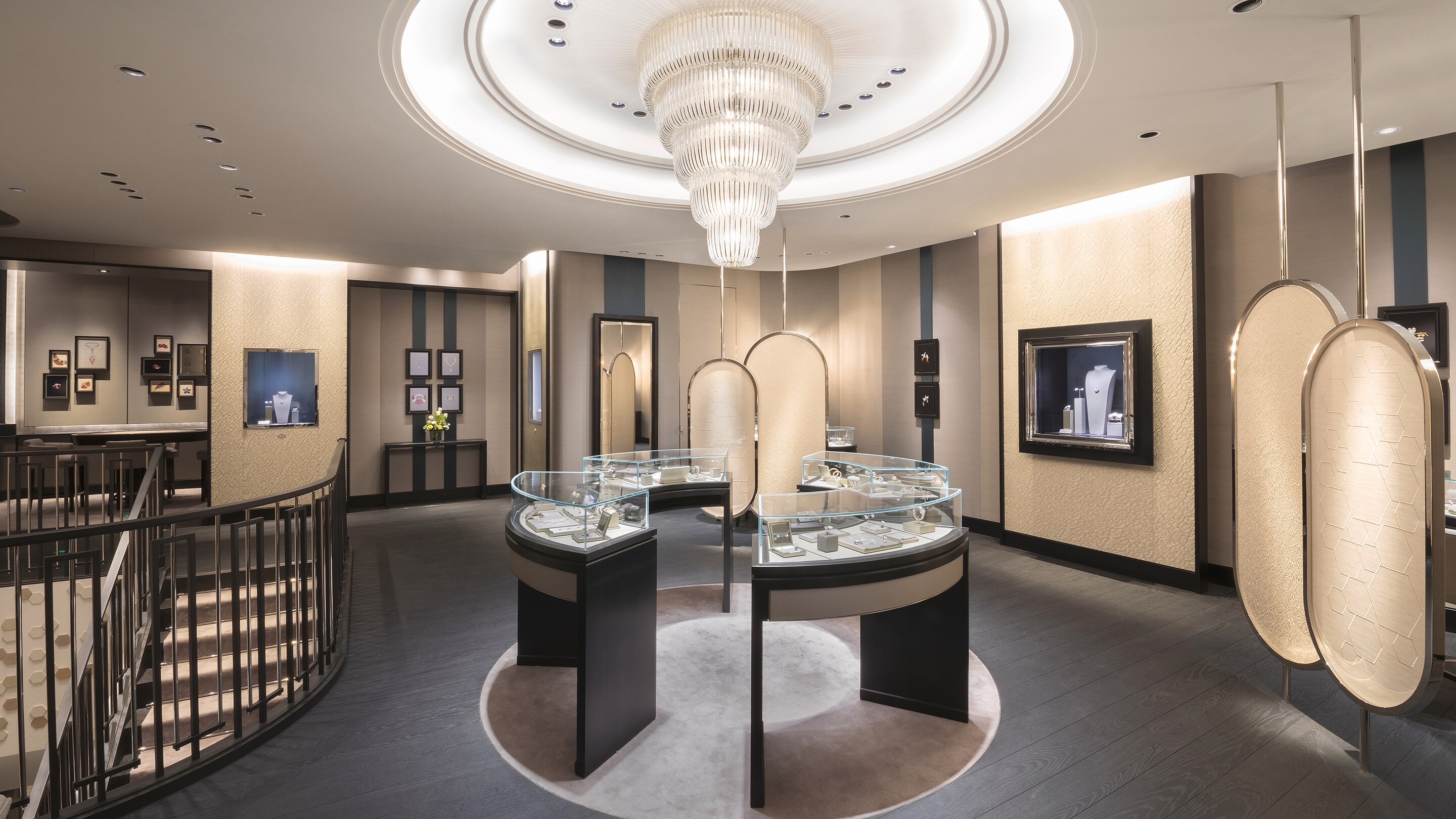 Shanghai - IFC Flagship - Van Cleef & Arpels