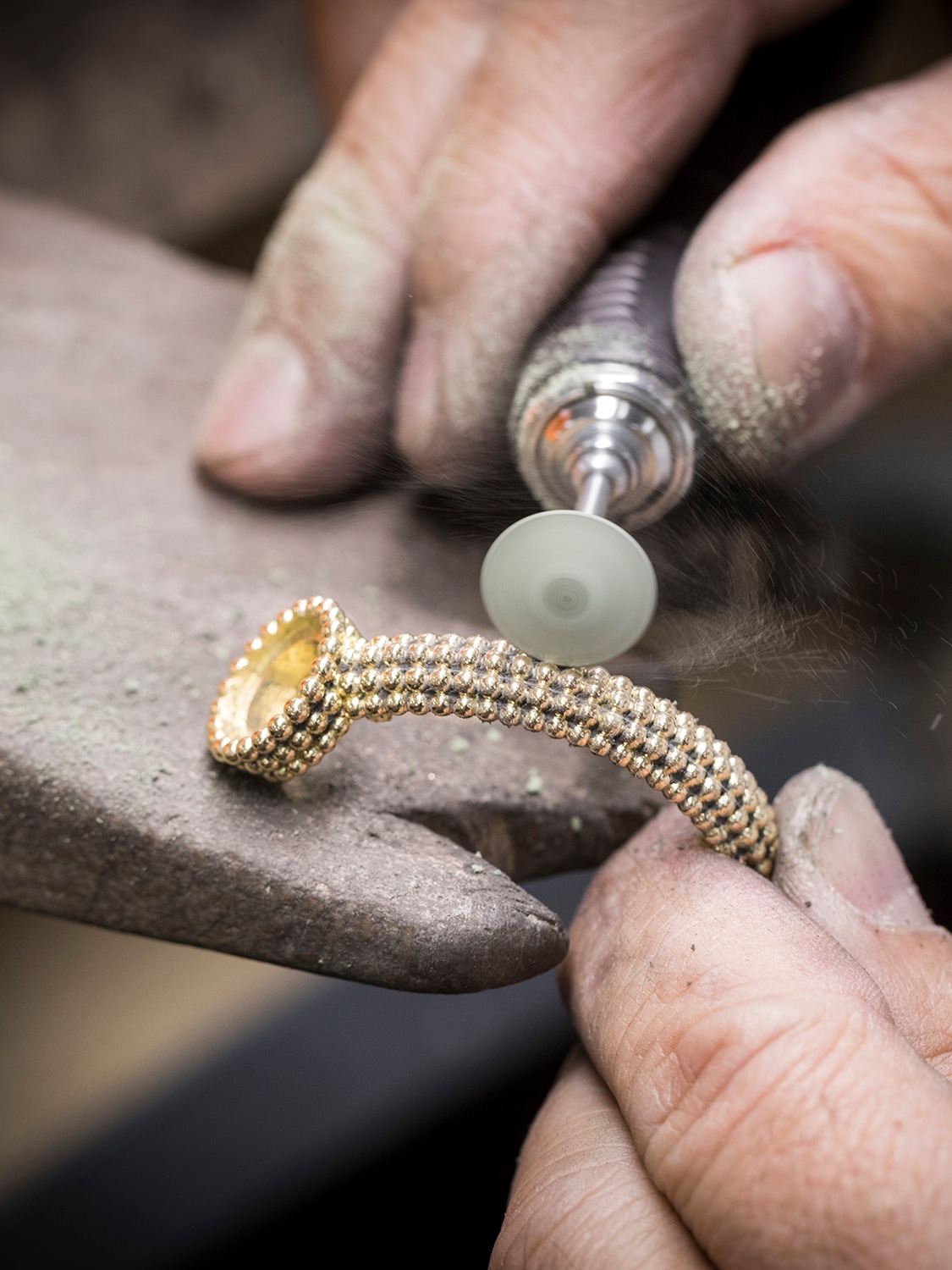 Perlee - Van Cleef & Arpels