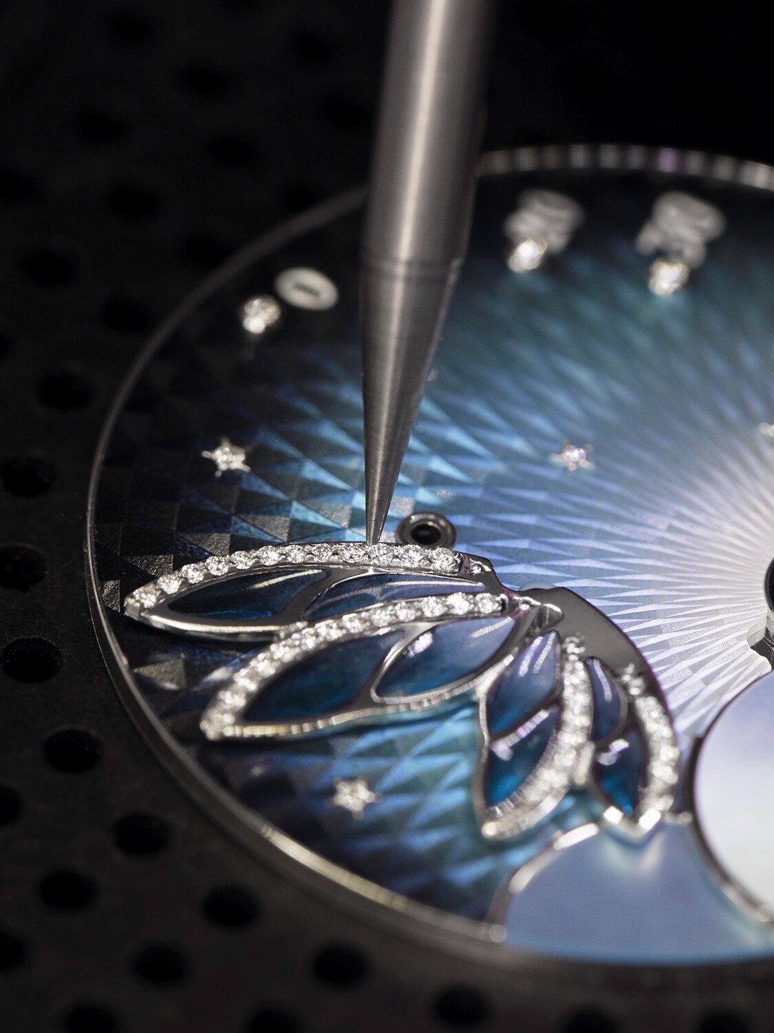 Poetic Complications®诗意复杂功能腕表系列 _梵克雅宝_Van Cleef & Arpels